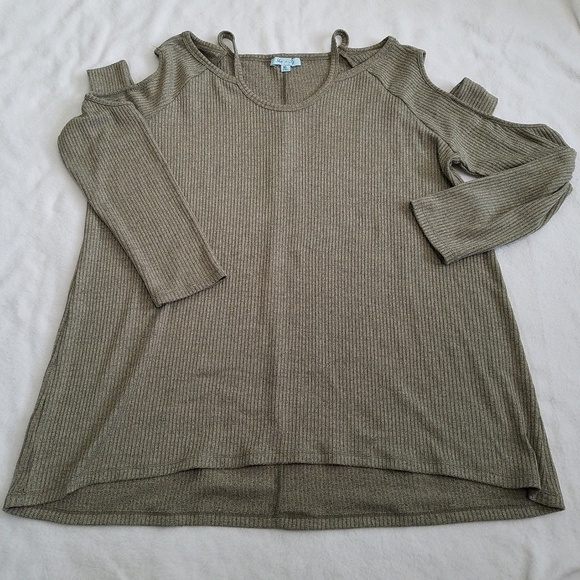 She and Sky | Tops | Boho Hippie She Sky Cold Shoulder Top | Poshmark